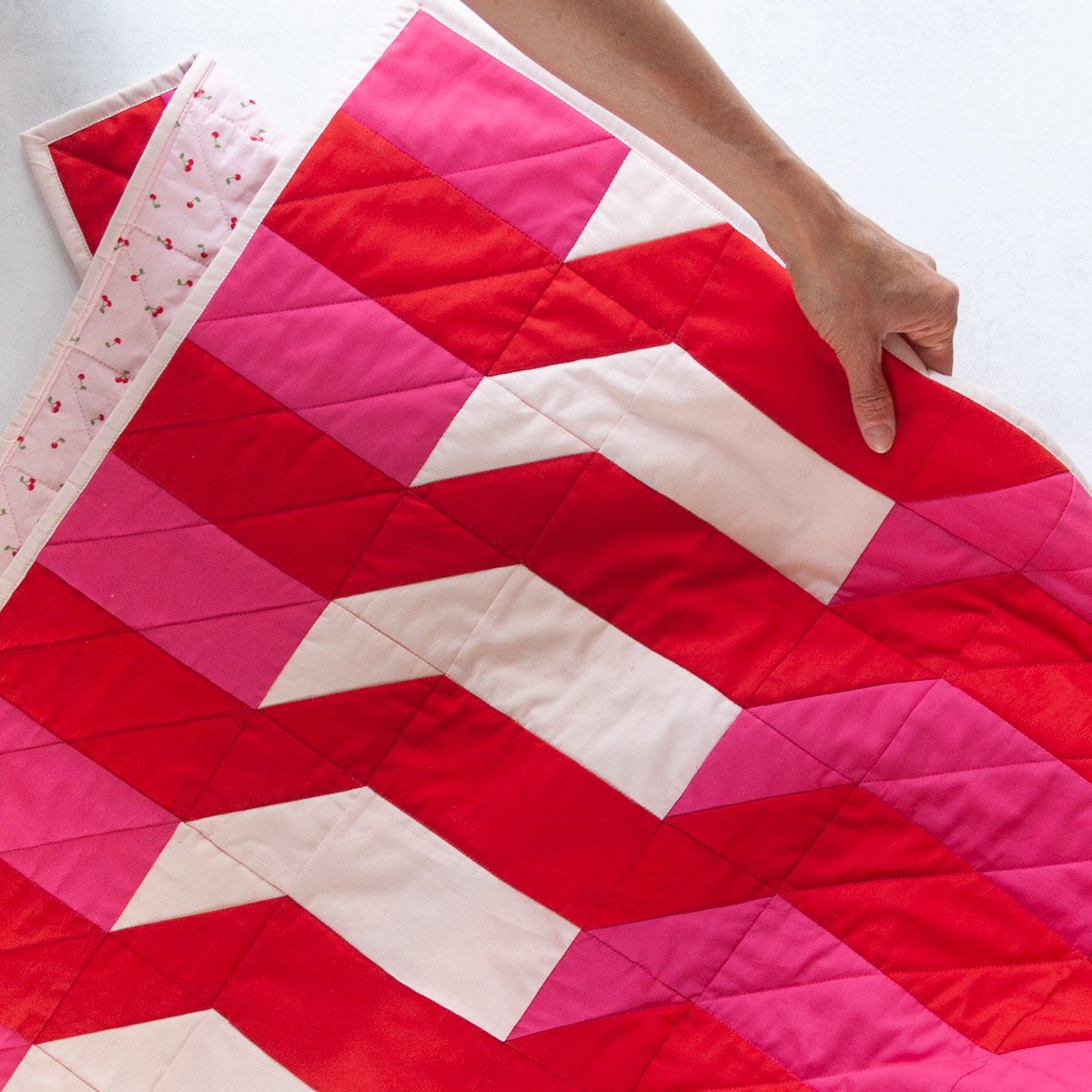 The Fantastic Slides + Pantone Quilt Challenge 2023 | Designed to Quilt