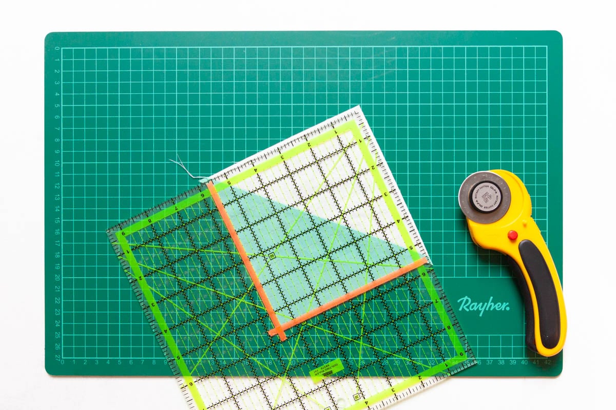 Free Modern Ombre Herringbone Quilt Pattern | Designed to Quilt