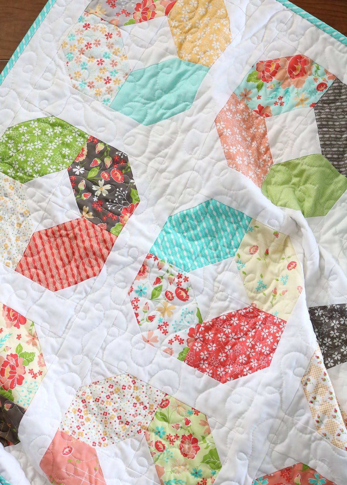 50+ Charm Pack Quilt Patterns | Quick & Easy